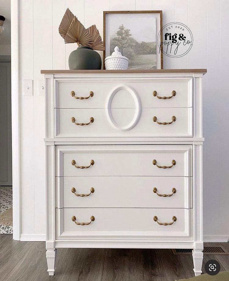 Modern Classic Dresser in "Crinoline" – Country Chic Paint