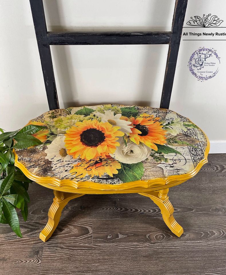 Sunflower Coffee Table in "Fresh Mustard – Country Chic Paint