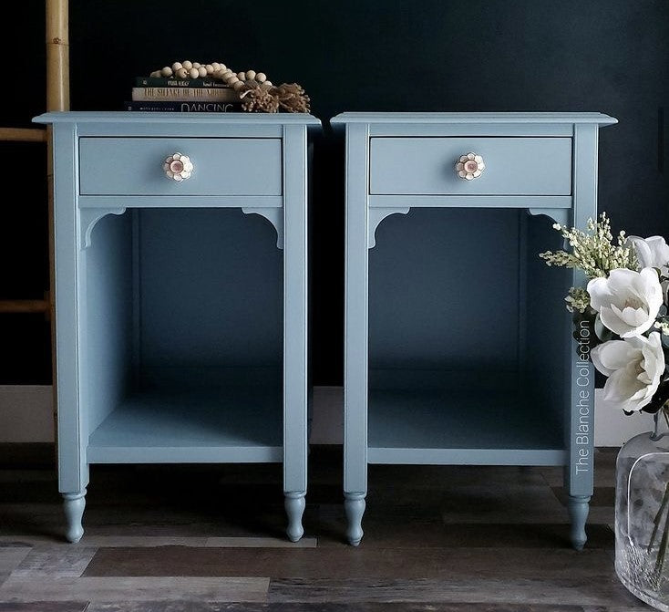 Matching nightstands in "Nightfall" – Country Chic Paint