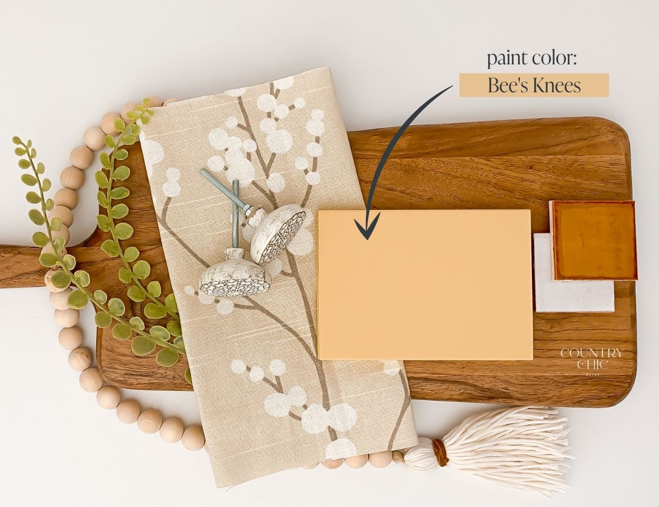 Bee's Knees – Country Chic Paint